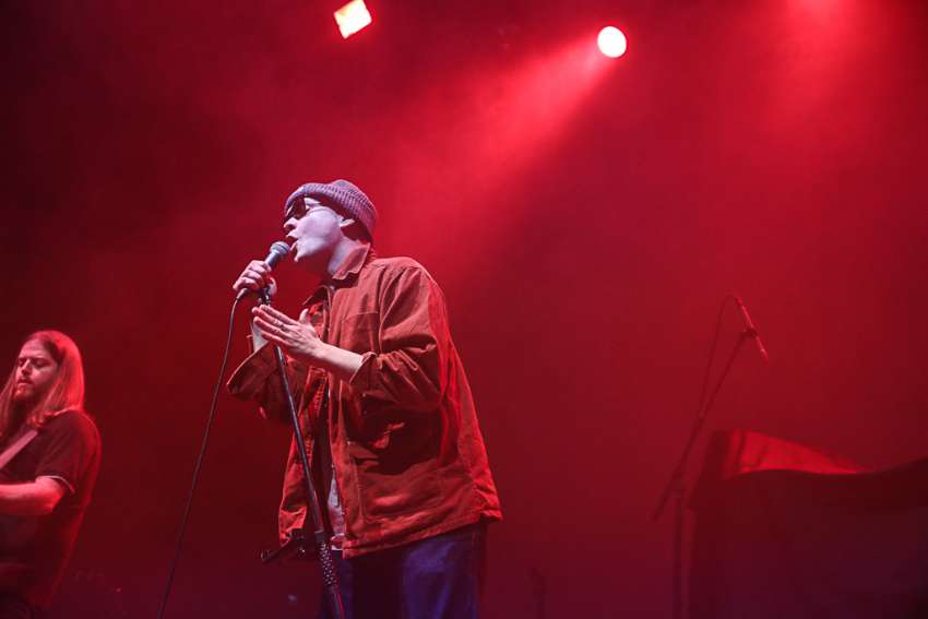 Gig Review : Razorlight & Afflecks Palace : The Telegraph Building ...