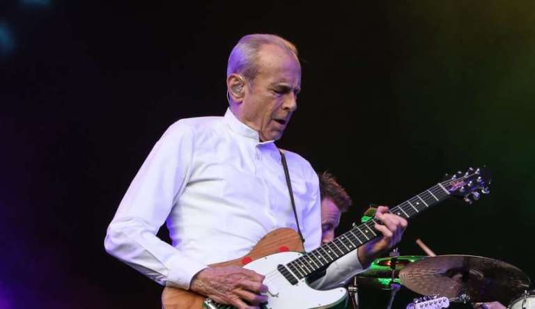 Status Quo’s Francis Rossi Shares Double Single “Push Comes To Shove ...